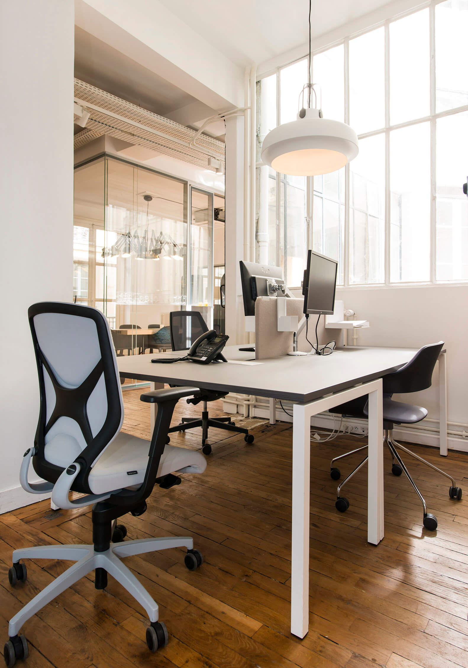 POSTE DE TRAVAIL NOVA U - NARBUTAS