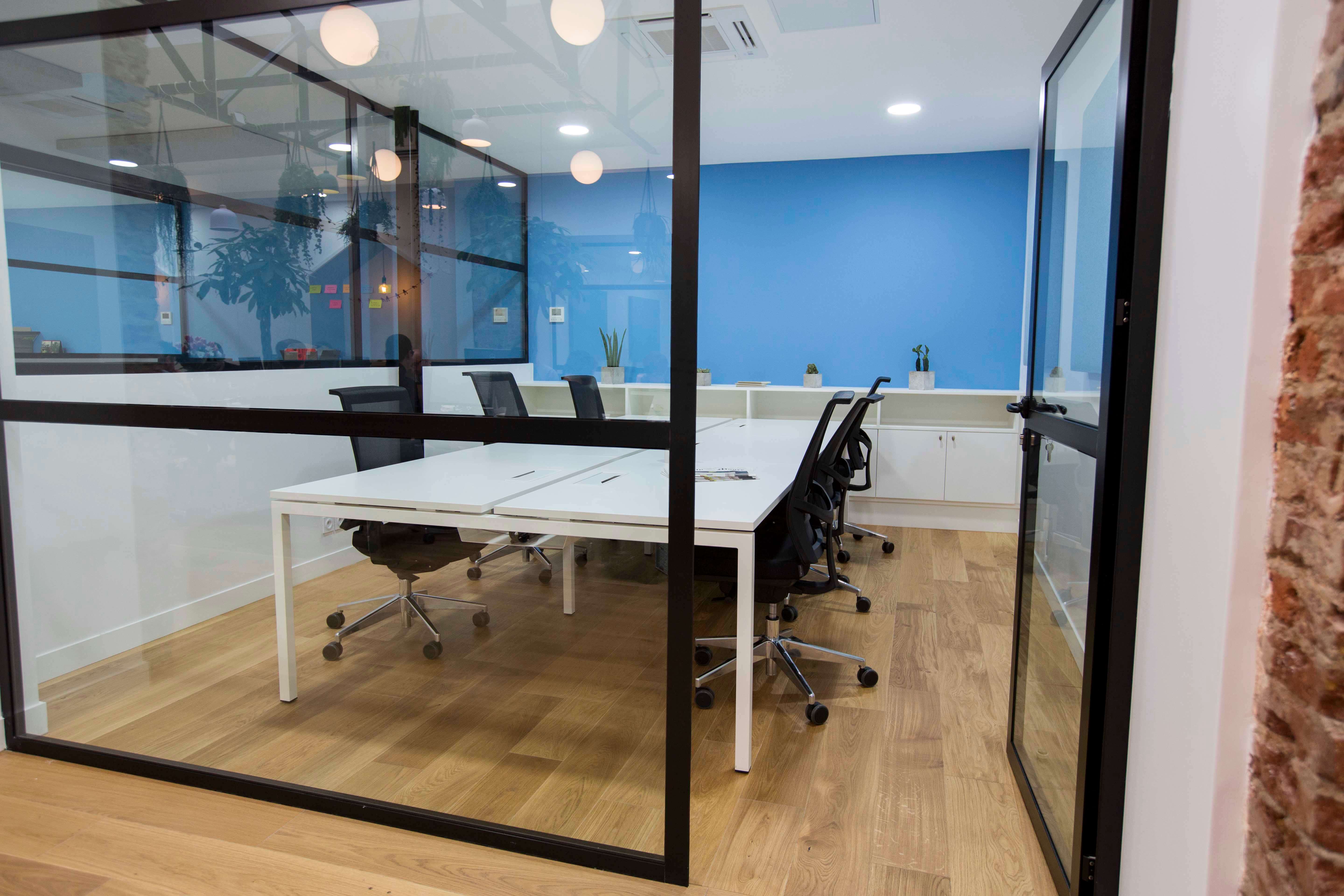 POSTE DE TRAVAIL NOVA U - NARBUTAS