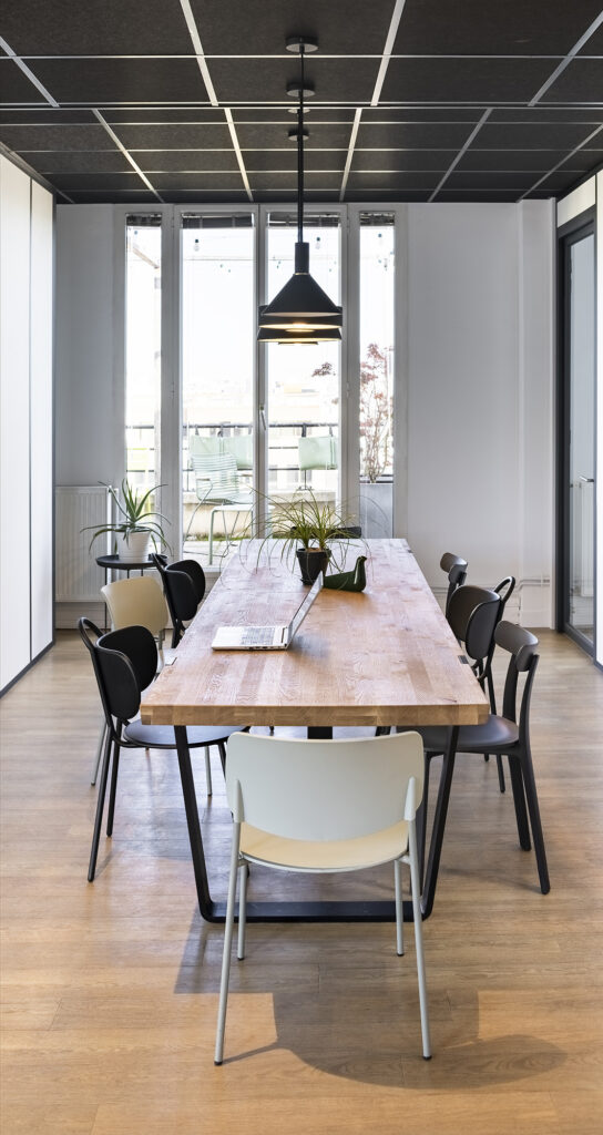 Aménagement des espaces en open-spaces, de détente et des salles de ...