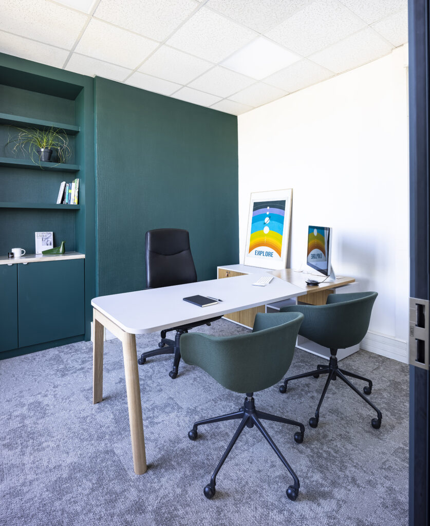 Aménagement des espaces en open-spaces, de détente et des salles de ...